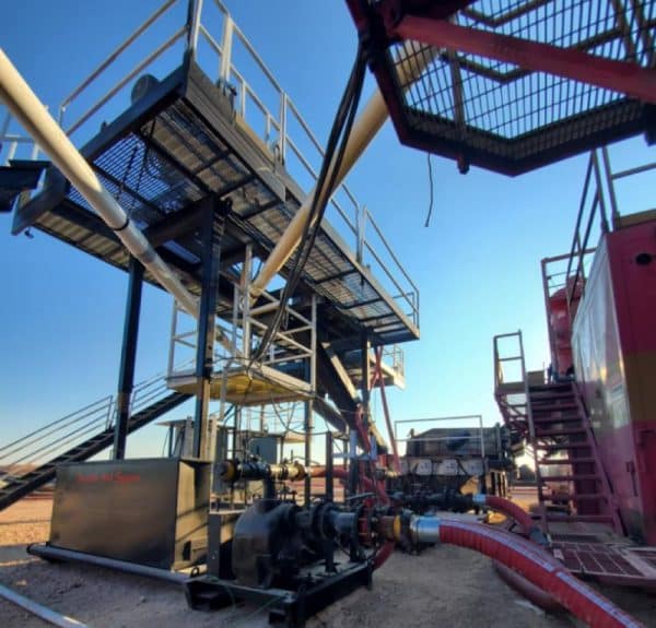 Mud Storage Tanks & Pumps for Drilling